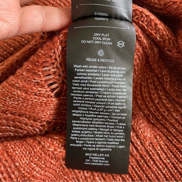 Vero Moda | Sweaters | Vero Moda Cable Red Rust Knit Sweater L | Poshmark